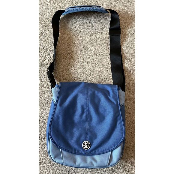 Bags | Crumpler The Breakfast Buffet 12 Laptop Bag Blue Messenger ...